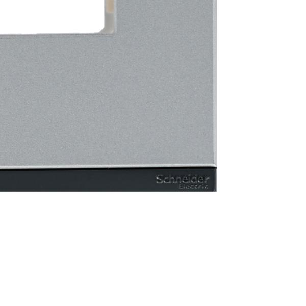 PLACA METÁLICA DECORATIVA DE 3 MÓDULOS ZAMAK PLATA | The Home Depot México