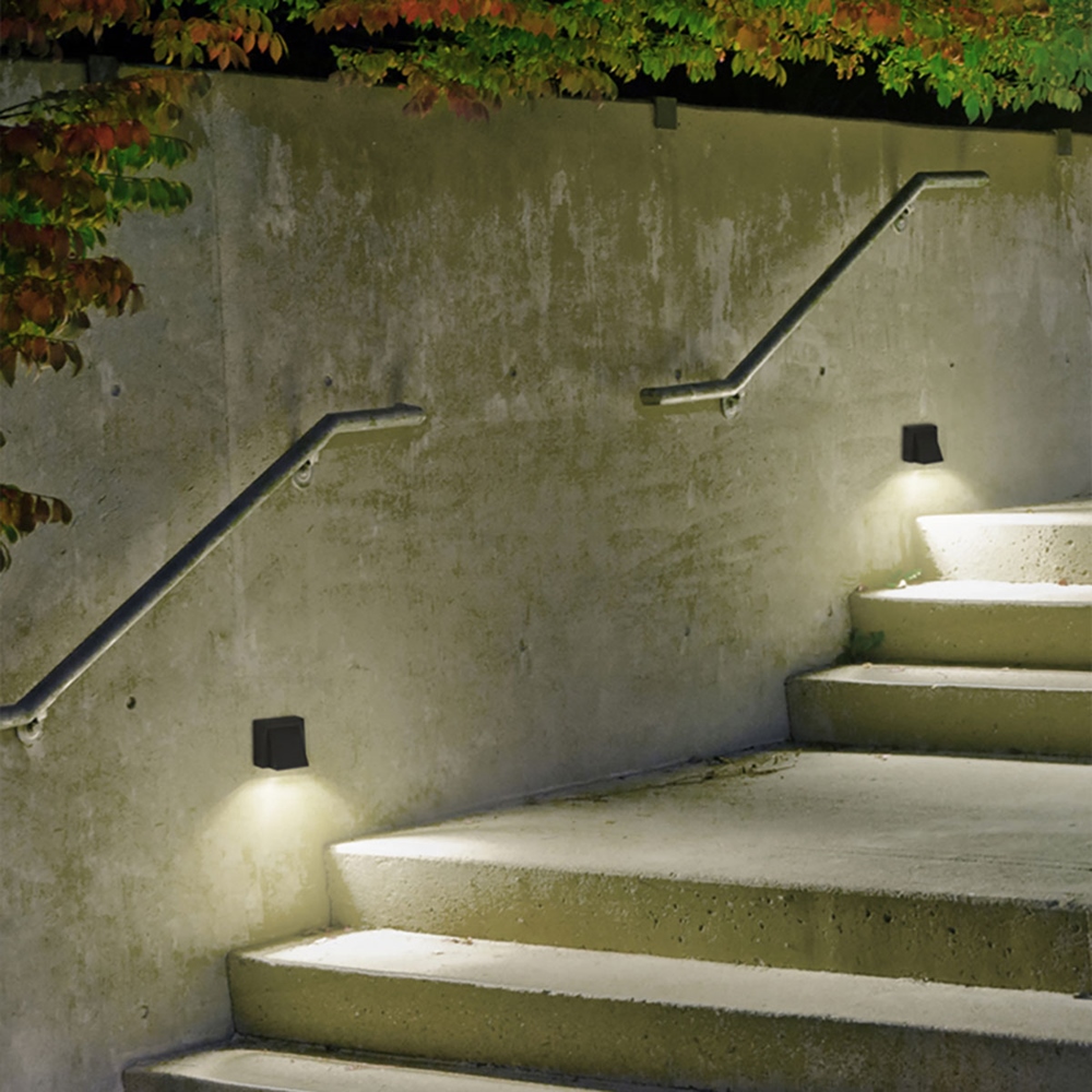 LUMINARIO P/MURO LOYD 2 LUCES IP54 4.1W LED L/CAL | The Home Depot México