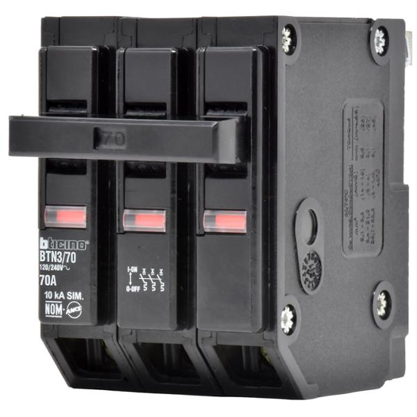 INTERRUPTOR TERMOMAGNÉTICO 3X70A 120/240V 10KA MONTAJE ENCHUFABLE | The Home Depot México